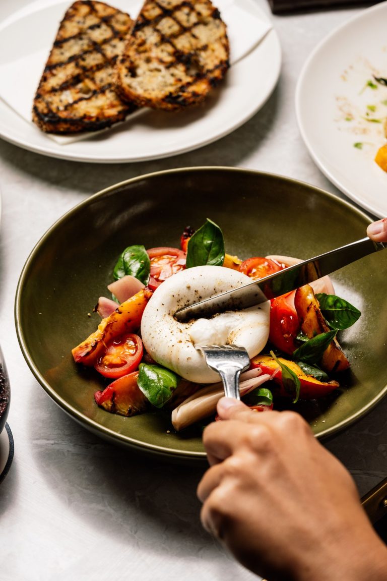 General Gordon Hotel - Local Bistro | Make a Table Booking Now